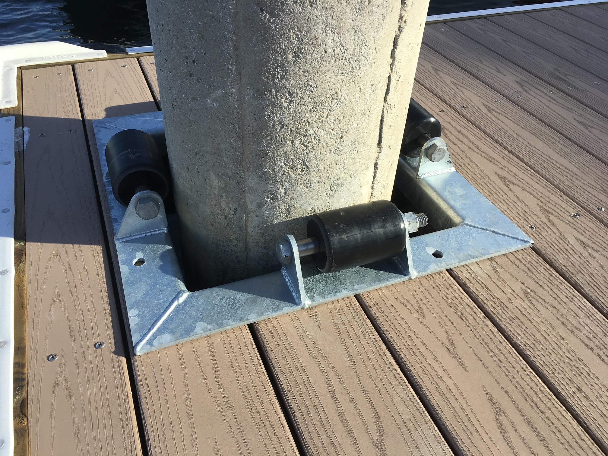 Premium Inboard Piling Guide - Complete With Rollers – Swift Slip Docks